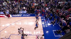 93-94 en el marcador favorable a los Knicks. Última posesión para los Pistons con 7 segundos en el reloj. Balón para Cunningham que lanza desde 5 metros y falla, el balón lo pelean entre Harris y Bridges y termina yendo hacia la esquina donde está Hardaway Jr. que se levanta y lanza una chufla tras un claro contacto de Hart. Los árbitros no pitaron nada y los de Thibodeau ponen el 3-1 en la serie. Antes de esta polémica, el partido ha vuelto a ser una absoluta batalla. Si a alguien le piden una 