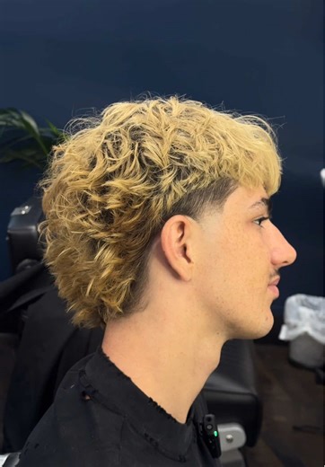 Mastering the Mid Taper Fade: A Complete Guide