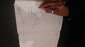 (7) Tangents to the hyperbola \frac{x^{2}}{a^{2}} \cdot \frac{y... | Filo