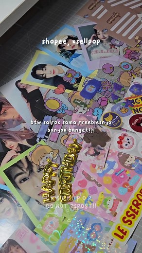 Packing Photocard Freebies: Unboxing & Tips