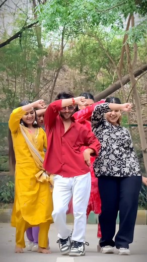 805K views · 21K reactions | Dil mat dena meri soutan ko #dance #viral #trend #foryou #explore #reelkarofeelkaro #reels #reelsfacebook | Øffîçíãl Ñágú | Facebook