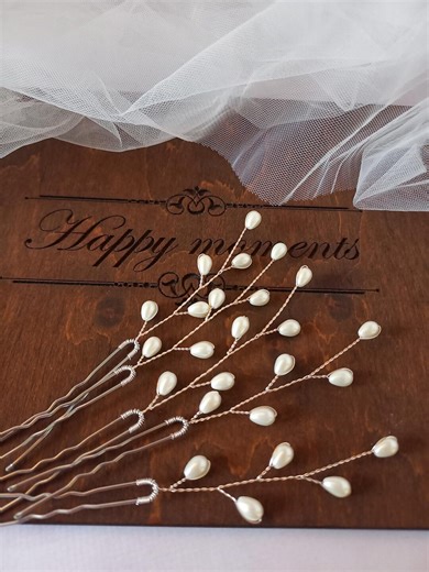 A Set of 5 Wedding Hair Clips With Pearls, Suitable for a Wide Variety of Hairstyles, Very Delicate and Airy. - Etsy
