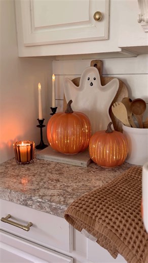 The prettiest Amazon fall find!🎃🍂Comment PUMPKIN and I’ll send you links to everything!!These light up pumpkins are a new favorite of mine! I am I love with the twinkle lights! I also love how cozy and warm they look!! I want a set for my entryway now too!🤣 You can also set a timer for them to go on and off!Fall makes me so excited to get everything nice and cozy! I love using lots of twinkle lights, soft oranges and warm browns! 🎃🍂#falldecor #falliscoming #cozyhomedecor#cozyhome #LTKhome#f