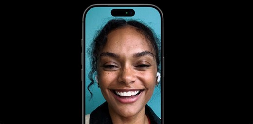 iPhone画面の黒いとこ、次は小さくなるらしいよ