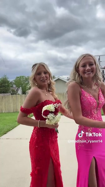 prom with my girl!!❤️❤️ @madison (be ready for more transitions) #senioryear #prom