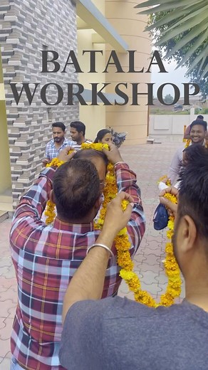 Batala workshop on Sony Camera Log Profile and Advance Gimbal Moves and Balancing……..Basic learning techniques all explained step by step, with lots of Gratitude from the learning audience and Batala workshop Members #sony #sonyalpha @sonyalphain @profilmmakingbysony_india | Arunz creation