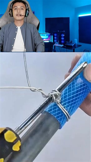 The Ultimate DIY Hose Clamp Hack! 🛠️🔧 Forgot a hose clamp? No problem! This video shows you a genius "genius" (天才) DIY trick to securely fasten a garden hose to a metal pipe using just a piece of wire and a screwdriver. This simple life hack creates a tight, leak-proof seal in seconds. It’s perfect for home repairs, gardening, or emergency plumbing when you don't have the right tools on hand. Watch step-by-step how to loop, twist, and tighten for a professional-grade hold! Steps shown: * Inser