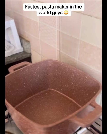 Quick and Easy Spaghetti Recipe | Make Spaghetti in 1 Minute