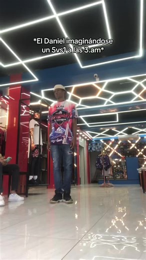 El Daniel y su combate 5vs1 con humor