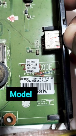 अजय श्रीवास्तव on Instagram: "1366X768 to 1920X1080 panel installation 💯🆓 #ajaysrivastava #Electronics #fbyシvideo #LGTV #tv"