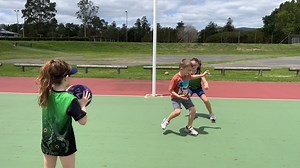 Training tryout 📝 Out and In pop This is one of the simplest skills to teach players to teach them about shifting the defence away from the goal post 💯 🎖️ Lead out to move defence away from the post 🎖️ Lead back to the post 🎖️ Make a decision to do either of the following; 🎖️ If the defence is behind you on the lead back in, simply take the pass at the post 🎖️ If the defence is in front of you, pop back Coach community playbook - on sale for 13 cents a day 😳https://netspirit.com.au/commu