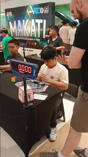 2nd 3x3x3, First Round with Ave 12.10s 🎉