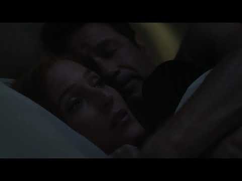 The X-Files 11x03 "Scully & Mulder bed scene"