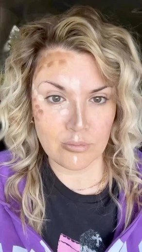 Darlin don’t quit your daydream. 🩷 From PI to Makeup Slinger to “influencer”…… Who would have ever imagined this new life I didn’t realize was possible? It’s POSSIBLE and I’m proof of it. The Seint Artist Program is for ANYONE. You belong here - no matter your age, color, experience, life circumstance… you have a home here. You can do what I do! I will mentor you and guide you to where you want to be. You can count on me, friend. Text me at (844)609-2992 and let’s start a conversation! 🤩#seint