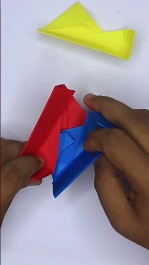 TRIANGLE ORIGAMI| TUTORIAL| STEP BY STEP TRIANGLE CRAFT FOLDING| ART WORK