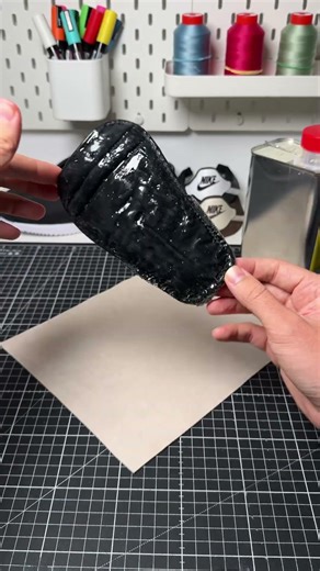 Customizing my NEW Shoes! 👟🎨 Nike sneaker asmr #sneakerheads #holidayswithyoutube #nikesneakers