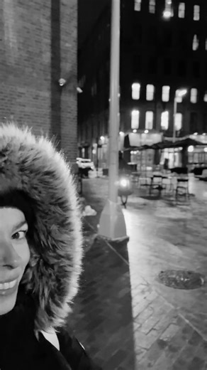 Christmas in DUMBO #funchristmastree | Oliana