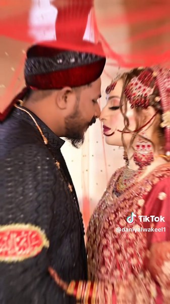 Captivating Wedding Photography of a Cute Bride