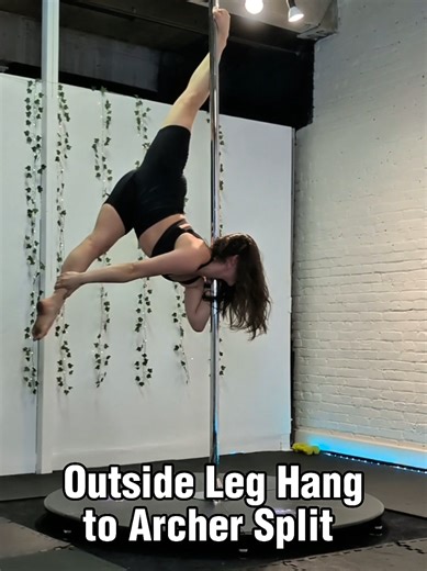 A pretty pole transition👉 Outside Leg Hang into Archer Split. I think this is the easiest way into the Archer Split. Save and try it! 💪😘 #spinningpole #spinpole #spinpolecombo #poletransition