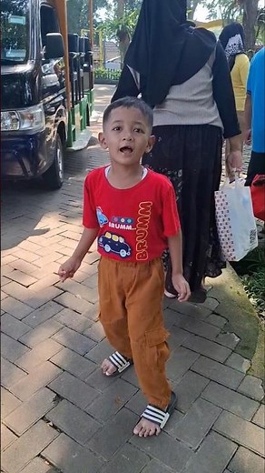 azam mau naek mobil wisata