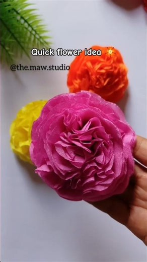 1 minute crepe paper flower idea 🏵️ Quick paper flower idea for spring decor! #paperflower #diy