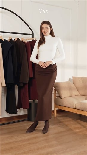 OGL on Instagram: "A week of looks that got me through December. ❄️ #ogl #oglmove #OOTW #Christmas #brami #builtinbra #lifestyle #winterfashion #sustainablefashion #HolidayOOTD #FestiveFashion #HolidayStyle #WinterWardrobe #ChristmasOutfit"