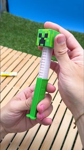 Pez Dispenser LifeHack 😱