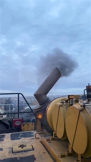 Arranque de un motor diésel de frío a caliente #camiónminero #motordiésel #equipopesado #maquinariapesada | Rastro Minero