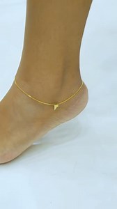 👒22K Gold Anklet Collection 💁🏻‍♀️Anklets are a popular fashion accessory, adding charm and elegance to the ankles. . . . #ankletsqueen #jewelryaddict #ankletsfeet #fashion #ankletsfashion #ankletslovers #handmadejewelry #anklets #anklebracelet #gold #jewellery #ankletsforsale | Thrie Malee Jewellers