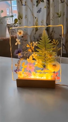 1.1K views · 40 reactions | epoxy resin #resinart #resin #resinartwork #resincraft #resincoasters #resinjewelry #resinartist #resintray #resincrafts #resinmolds #resinpainting #resincharms #epoxyresin #epoxy #epoxyart #epoxytable #epoxybank #epoxyfloor #epoxyjewelry #epoxywood #epoxyresinart #epoxyideas #resinwork #resinpendant #resincasting #resintable #resincrafting #resinjewellery #resinnecklace #resinmold | Epoxy World | Facebook