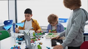 Robotics Programming Class Children Construct Code Stock Footage Video (100% Royalty-free) 1103771991 | Shutterstock