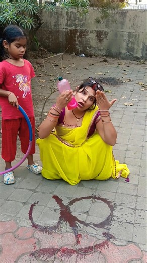 Introducing the "VitaWear SmartBand," a next-generation wearable gadget🎉 that