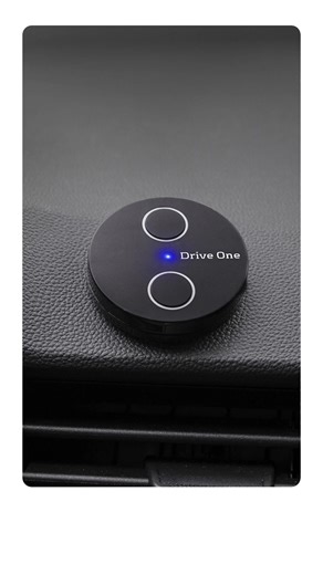 Neu: Drive One 2 Verkehrswarner 🚗 Jetzt noch besser! Dezent. Laut. Ausdauernd. ✔️ Stealth-Design ohne Icons ✔️ Deutlich verbesserter Sound ✔️ Längere Akkulaufzeit Mit derselben Premium-Datenbasis wie bekannte Topgeräte – für präzise Warnungen zum fairen Preis. 👉 Jetzt Drive One 2 entdecken #DriveOne2 #EndOfWinterDeals #Autoliebe #Verkehrsalarm #DriversJustNeedit | Drive One Verkehrsalarm