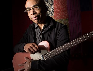 Lock Into The Pocket With These 2 Funk Rhythm Guitar Lessons From Carl Burnett