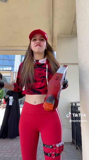 Ruby Fortnite cosplay moment !! FAKE PROP GUN!!! #connecticon #connecticon2024 #fortnite #fortnitecosplay #rubyfortnite