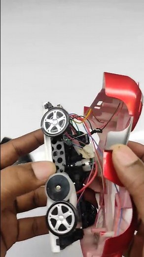 How To Work Remote Control Wall Climbing Car #shorts #unicexperiment