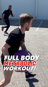 🔥It’s FORM FRIDAY🔥 Get behind the Boks with this full body metabolic workout! 🟠 Bear crawl for overall strength in scrums. 🟠 Squat to throw for explosiveness. 🟠 Sprints for endurance and speed to dash past the opponents Do each exercise for 1 minute resting 30 seconds between. Repeat for 4 rounds. GO BOKKE! 🏉🏆 #hiitfitness #hiit #workout #metabolic #fullbody #strength #rugby #worldcup #RWC2023 #Springboks | HIIT Fitness