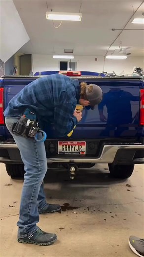 Quick tailgate wrap today | CW Wraps