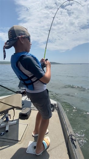 25K views · 225 reactions | We call this next trick TAKING CANDY FROM A BABY  This is one of those special 100 plus fish kinda days , EVERY CAST | Keystone Lake Paddlefish Charters | Facebook