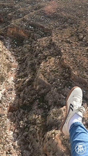 Wonton Don and Uncle Chaps went into the desert to rip some zips over the Grand Canyon. New 'Daytripping' out now | Barstool Sports