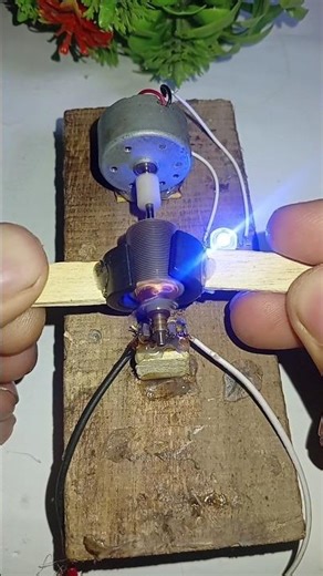 Open Circuit Generator Experiment #dcmotor #generator #experiment #youtubeshorts