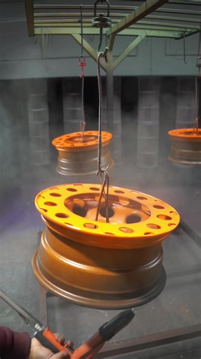 Two toning some homemade beadlock style steelies with @Prismatic Powders mm orange river and satin black #fyp #powdercoating #stayspooled