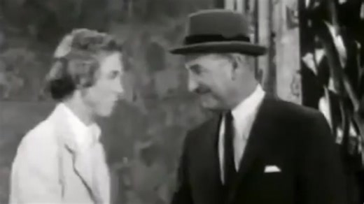 Nancy Kulp Names The Lesbian Actress of Old Hollywood She Dated in Secret | SportsLover