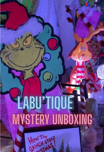 Unboxing the mystery Labubu bag at the Labutique! Come check out their amazing pop up running till Dec 28th! Grab some hot cocoa, meet the grinch, and spin the wheel for prizes! Don’t miss out on their blind bags! #unboxing #blindbox #labubu #fyp @TheLabuTiqueShop @CornyDew