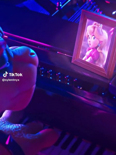 This sound is stuck in my head // #peach #peaches #princesspeach #princespeachedit #peachedit #mariomovie #mariomovieedit #fyp #viral #trending