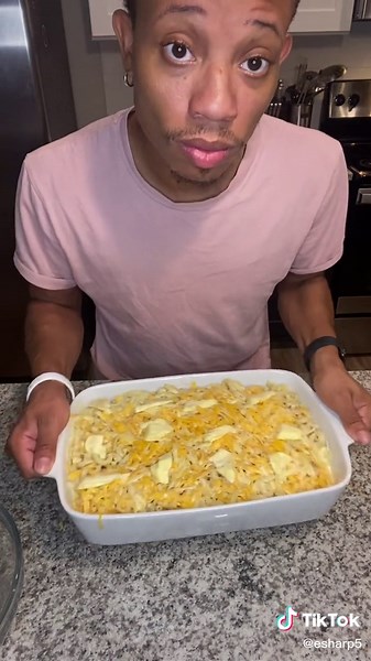 I learned from the best ❤️ #macandcheese #sundaydinner #tiktokchef #tiktokcook #cheflife #foodtok #cheesetok #generational #recipes #fyp #fypfood #yum