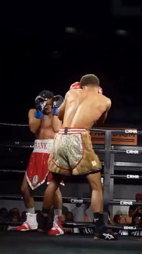 Grandy Twins on Instagram: "Danny put on a 4rd pure pressure clinic,scoring a early knockdown & going 4rds with a 20 fight vet winning a unanimous decision #teamgrandy💯🥊 Both twins now 3-0 (17yrs old) it's just the beginning full fight link in stories."