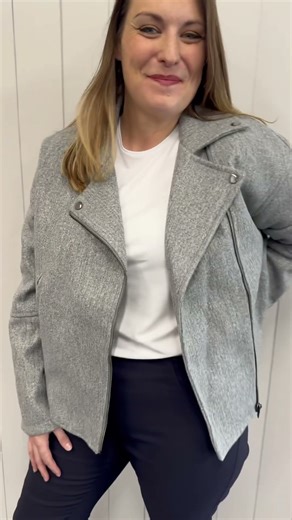 Igor 680 Trousers from Stehmann are perfect for mumtums too. #shapewear #agelessstyle