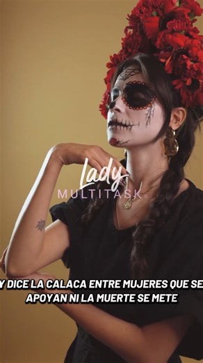 Una calaverita para todas las ladies que la muerte no se puede llevar... porque tienen demasiado que lograr 💀💜⁣ ⁣ Este Día de Muertos celebramos lo que nos hace indestructibles:⁣ ✨ La sororidad⁣ 💪 El apoyo mutuo⁣ 🚀 Los sueños compartidos⁣ 💜 Una comunidad que nada puede separar⁣ ⁣ Ni la mismísima Catrina puede con mujeres emprendedoras unidas.⁣ ⁣ Dedicada a todas las ladies que:⁣ → No se rinden⁣ → Se apoyan entre sí⁣ → Construyen imperios juntas⁣ → Saben que juntas son imparables⁣ ⁣ ¿Te iden