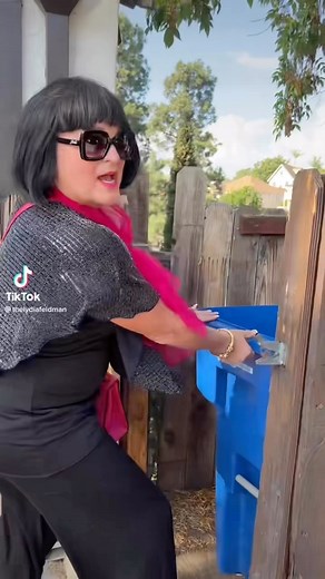 Takin’ out the trash… #thelydiafeldman #documents | Sam Harris